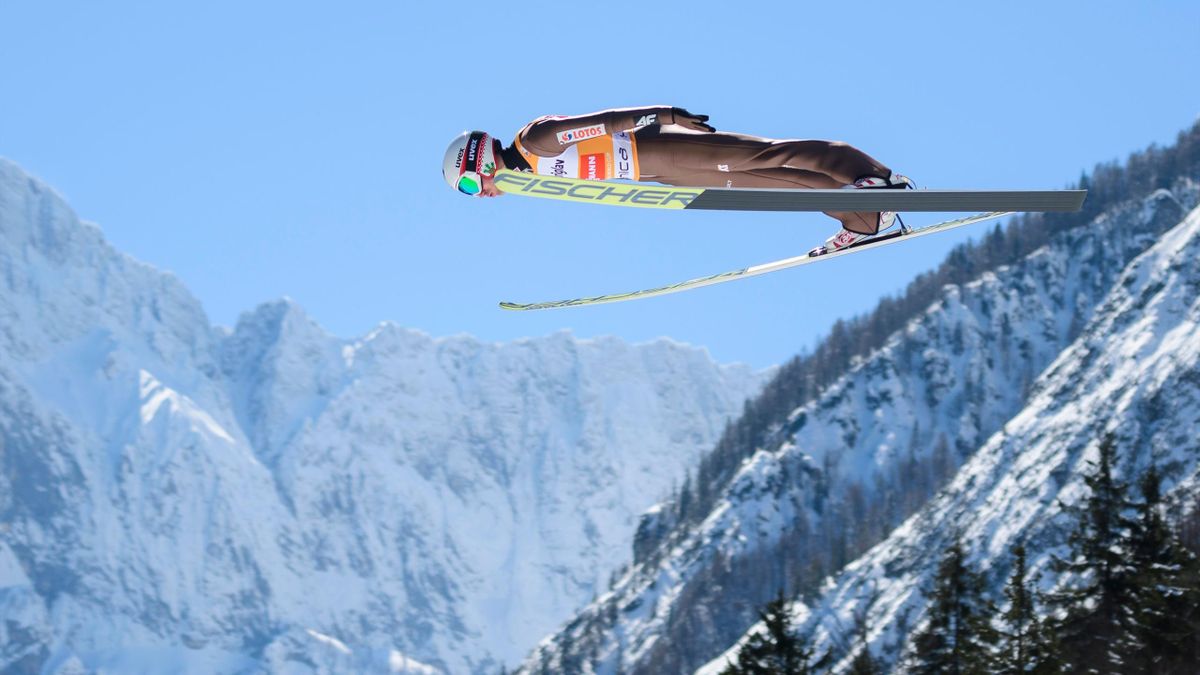 Planica: Kamil Stoch gewinnt Skifliegen, Richard Freitag bester ...