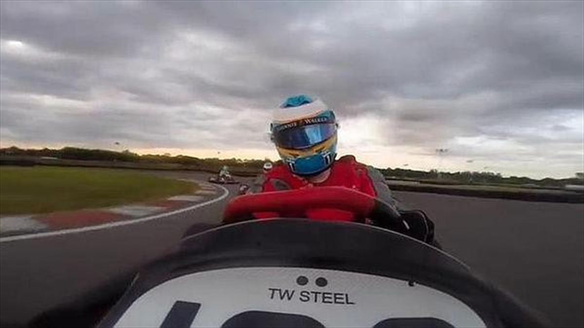 El recital de Fernando Alonso en los karts - Eurosport