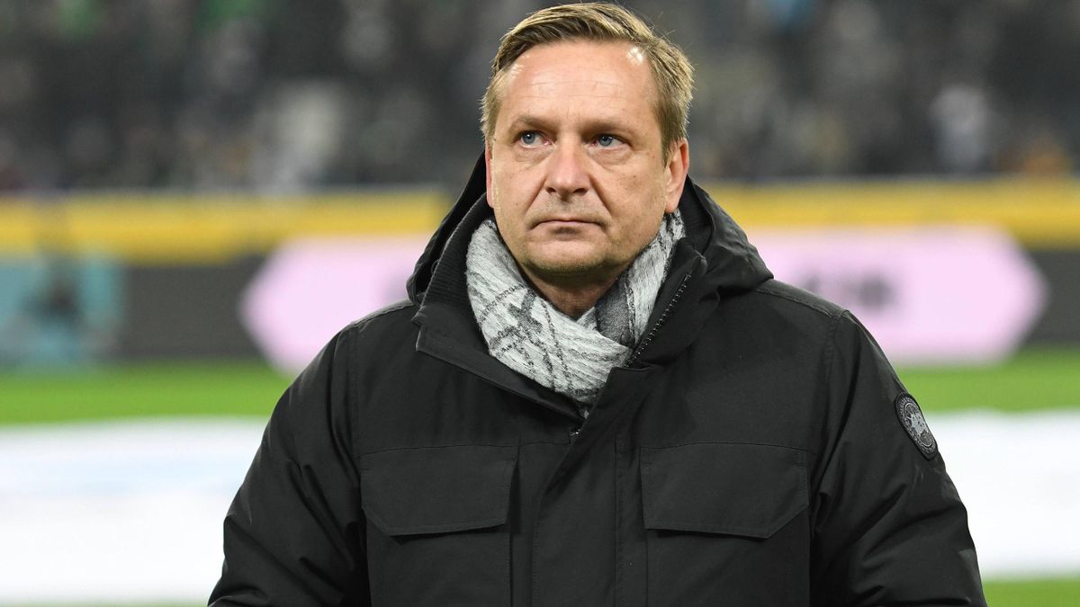 Ausraster von Hannover-96-Manager Horst Heldt im TV nach Elfmeter in ...