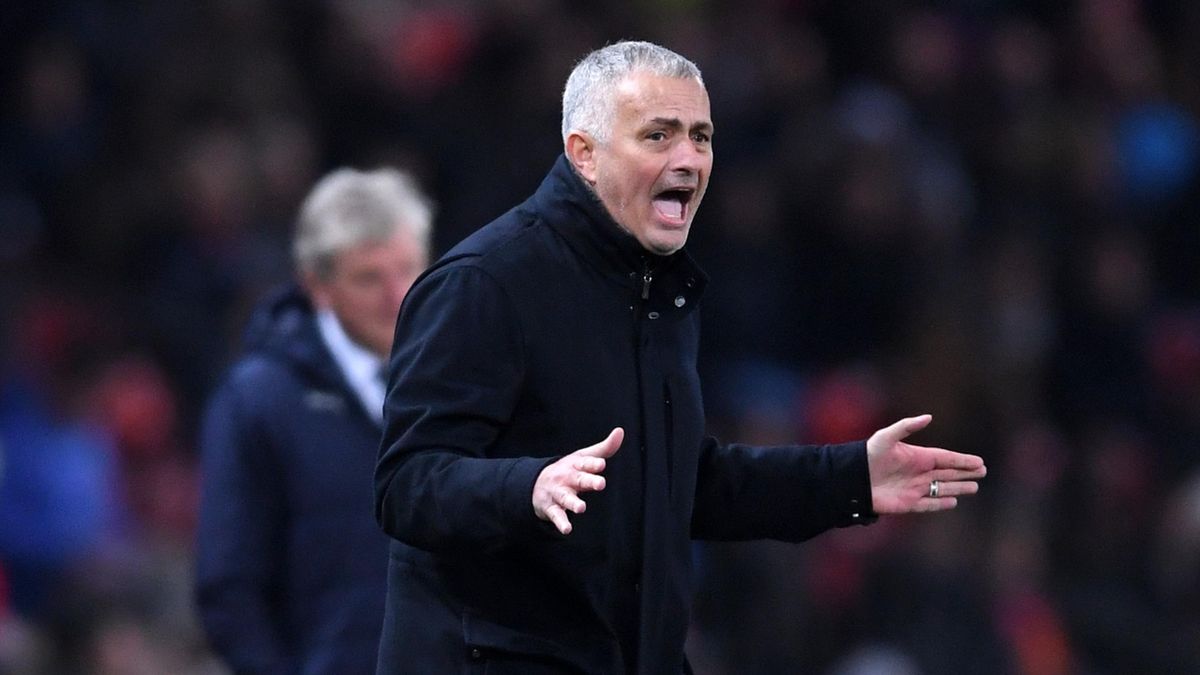 Premier League | José Mourinho gerät nach Reporter-Frage in Rage ...