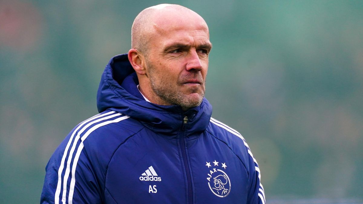 Eredivisie | De chaos van Schreuder bij Ajax - Van woedeuitbarsting tot ...