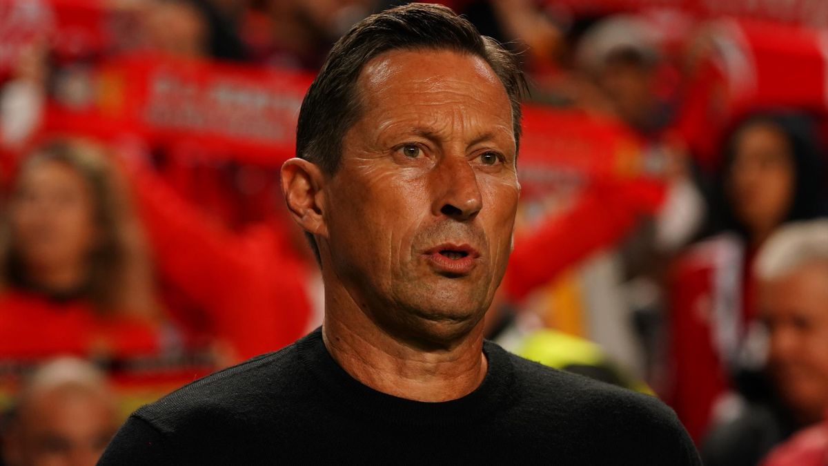 Voetbal | Benfica-coach Roger Schmidt woest op 'respectloos' Chelsea ...