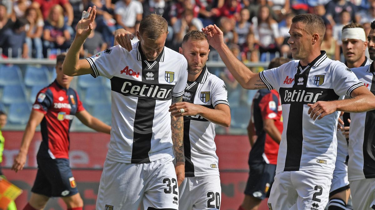 Il Parma ribalta il Genoa: da 1-0 a 1-3. Piatek segna ancora ma non ...