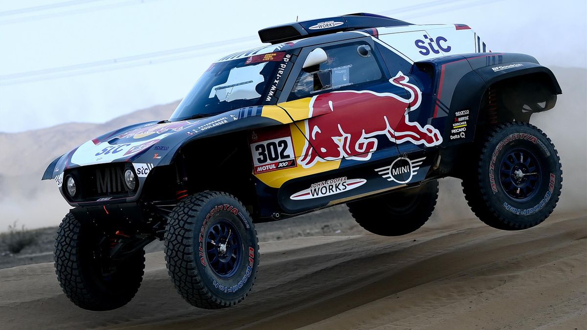 Peterhansel amarra su 14º Dakar en una jornada de trámite para Sainz ...