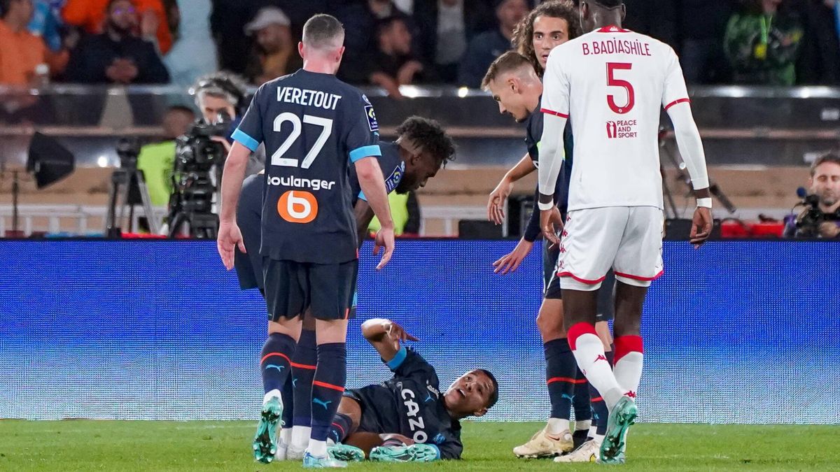 Amine Harit (OM) souffre d’une entorse des ligaments croisés du genou ...