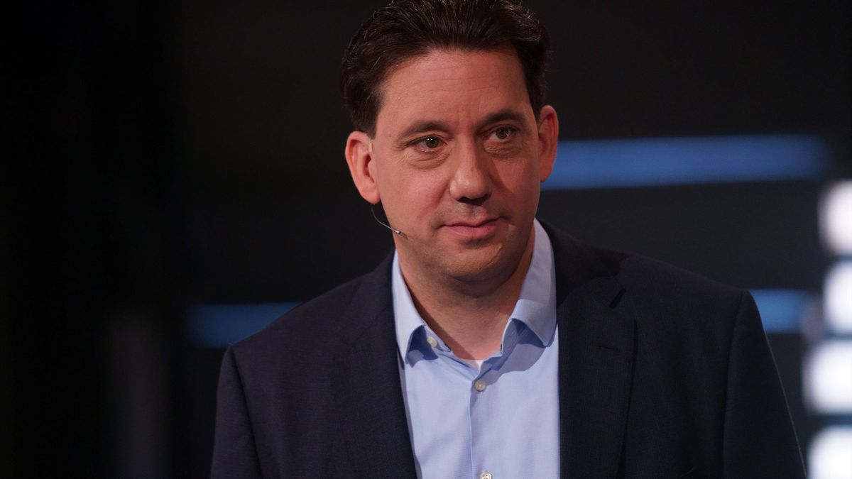 Manuel Gräfe kritisiert DFB scharf: Deutscher Fußball-Bund hat ...