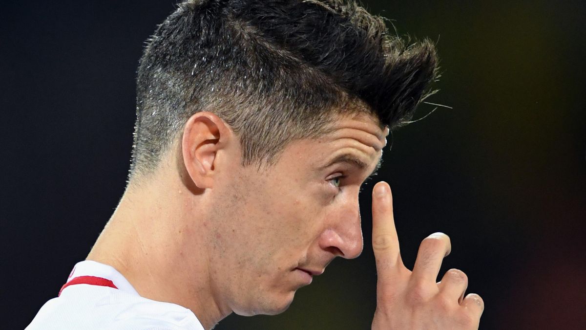 Robert Lewandowski Frisur / Robert Lewandowski Endlich Wieder Kuscheln ...