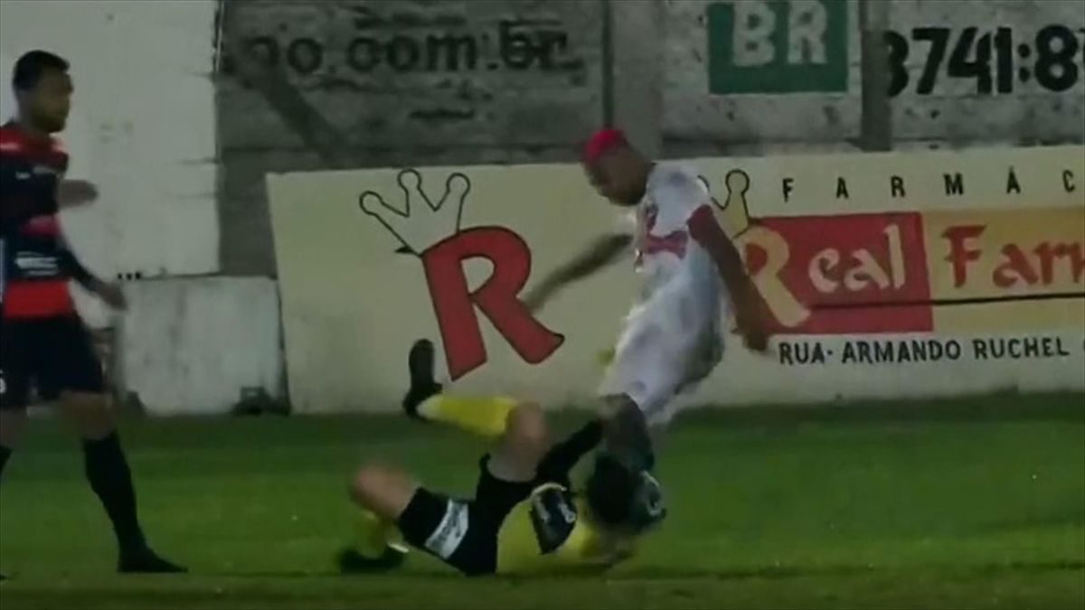 Ribeiro rischia 30 anni di carcere dopo il calcio in testa all'arbitro ...