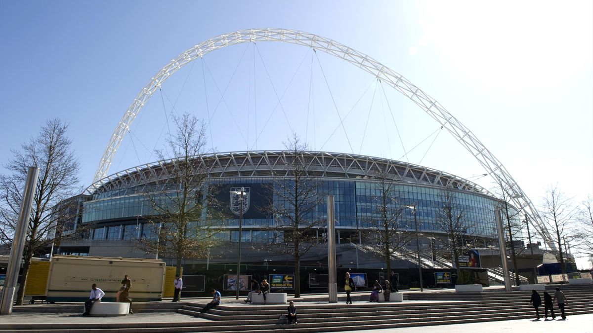 De la Wembley la o arenă de 4.700 de locuri! Pe ce stadioane se va juca ...