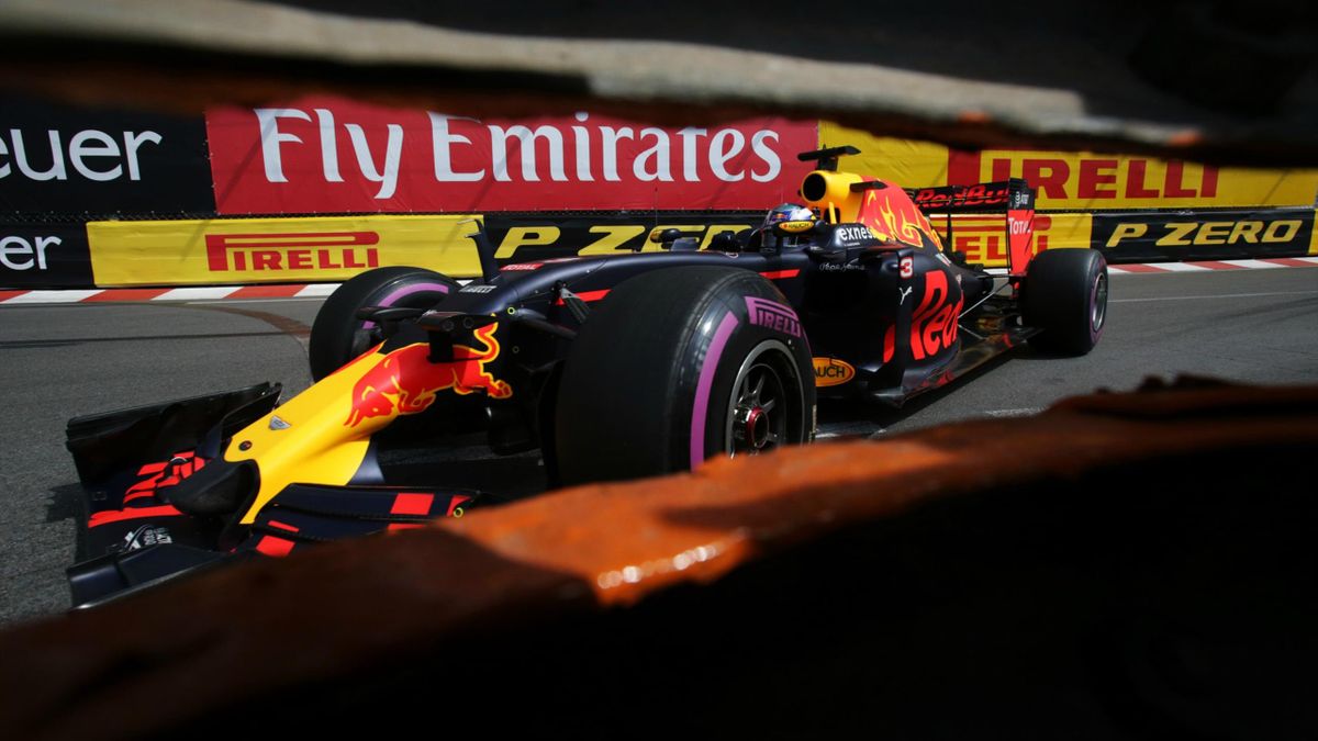 Che pole di Ricciardo! L'australiano batte le Mercedes, 4° Vettel ...