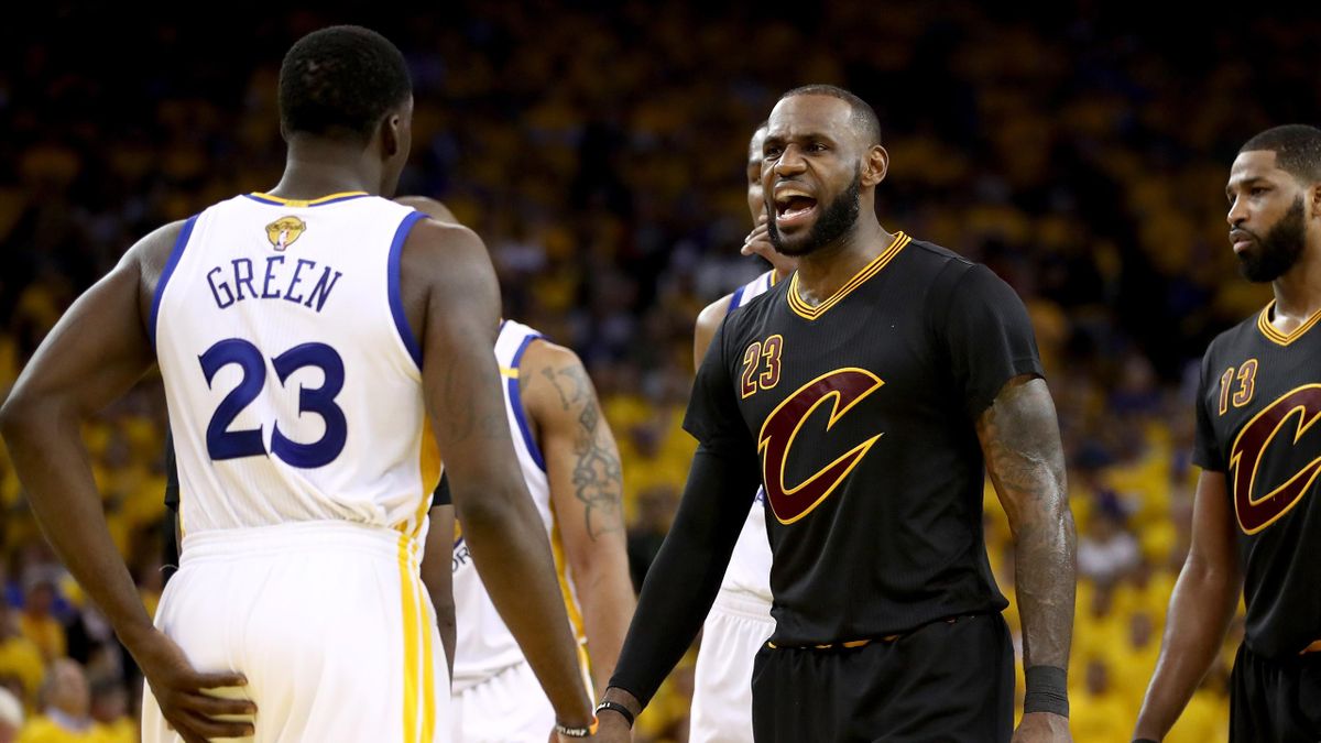 NBA - Le trashtalking entre LeBron James et Draymond Green se poursuit ...