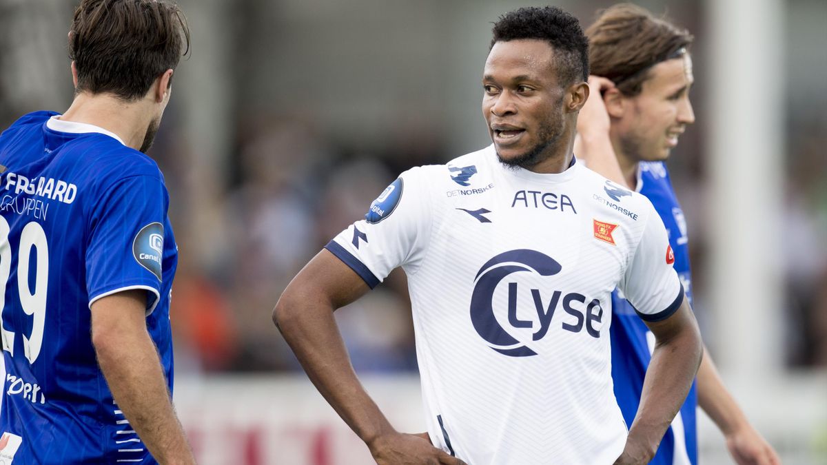 Rosenborg har tatt Ajax-valget mellom Adegbenro og Trondsen - Eurosport