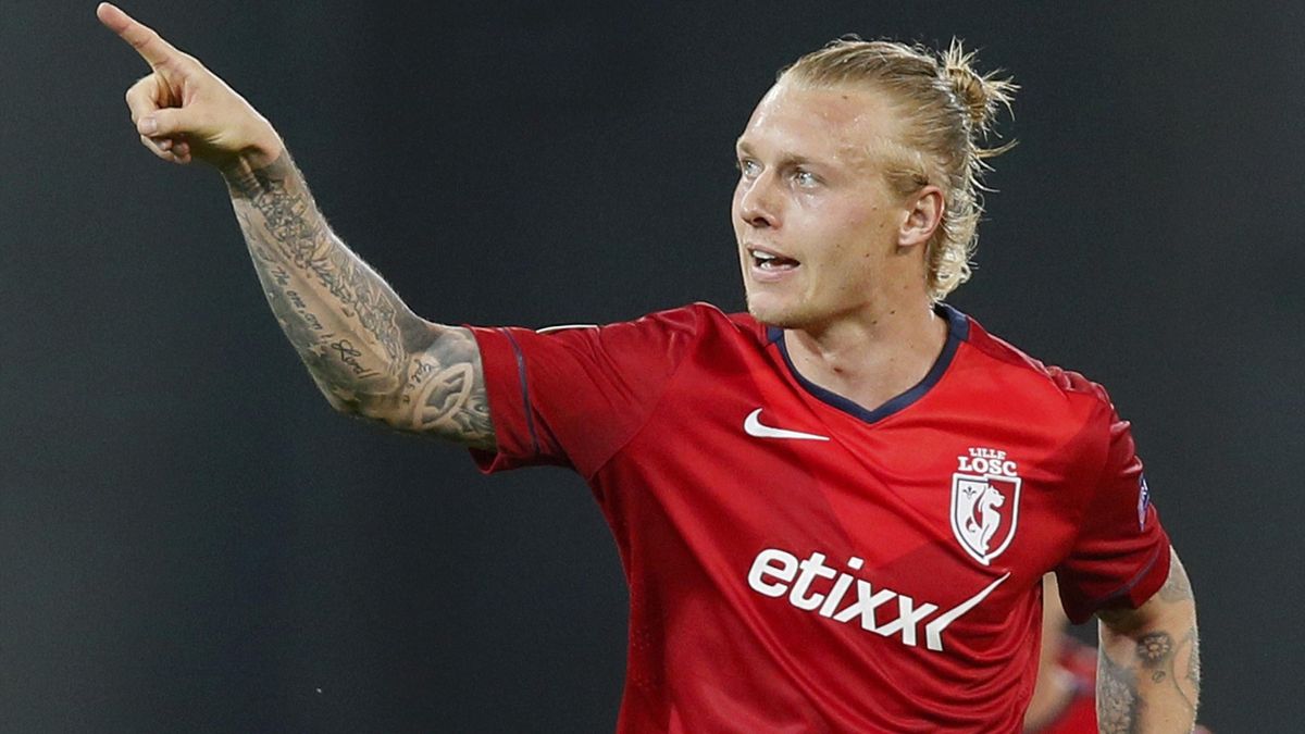 Kjaer Fenerbahçe ile 4 yıllık sözleşme imzaladı! İşte bonservis bedeli ...