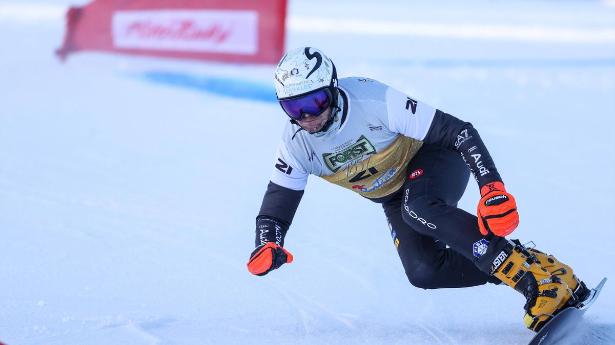 Roland Fischnaller snatches Crystal Globe from Oskar Kwiatkowski in ...