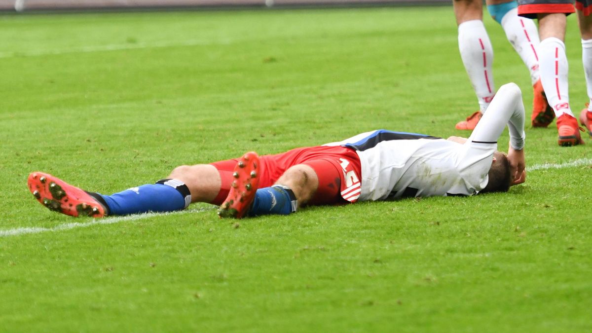 Jordan Beyer vom Hamburger SV erleidet schwere Gehirnerschütterung ...
