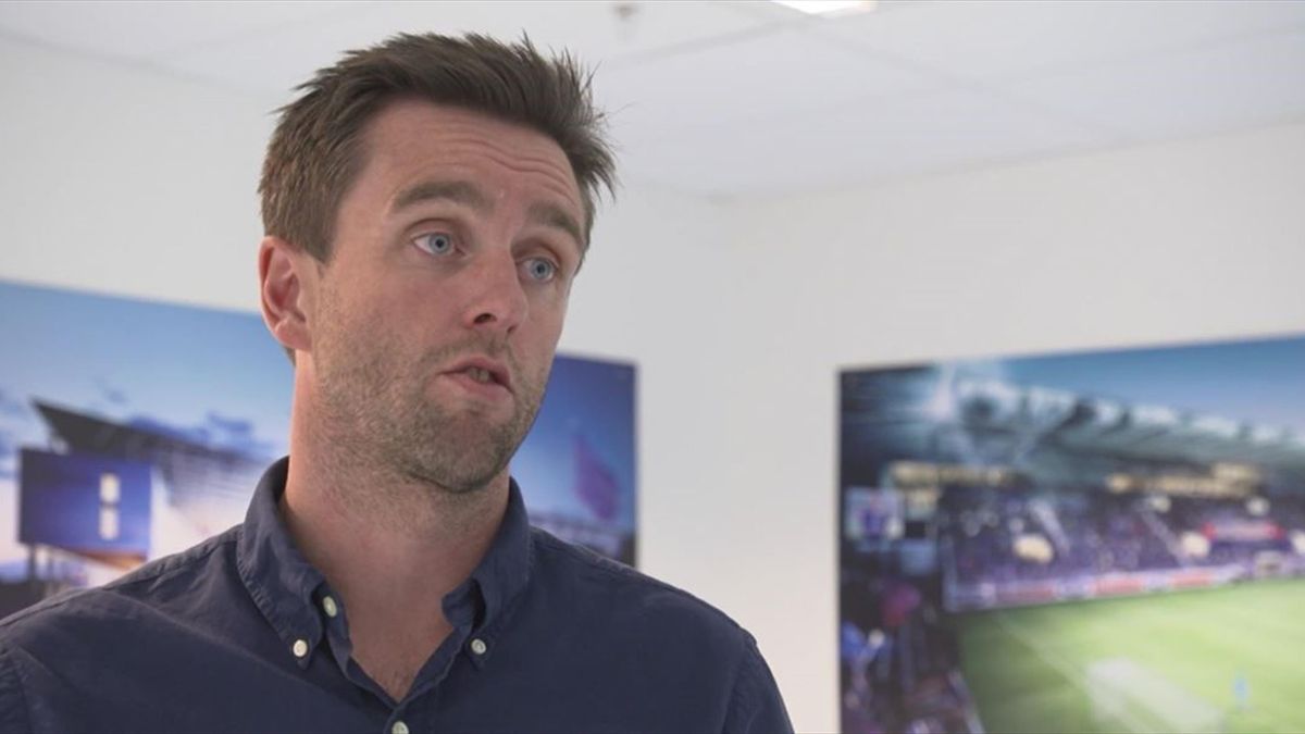 Uenig med trenerprofilen: VIF-sjefen roser NFF for «strålende» korona ...