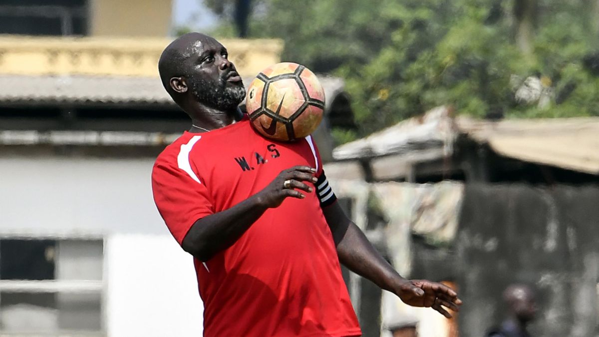 George Weah di nuovo in campo con la Liberia a 51 anni - Eurosport