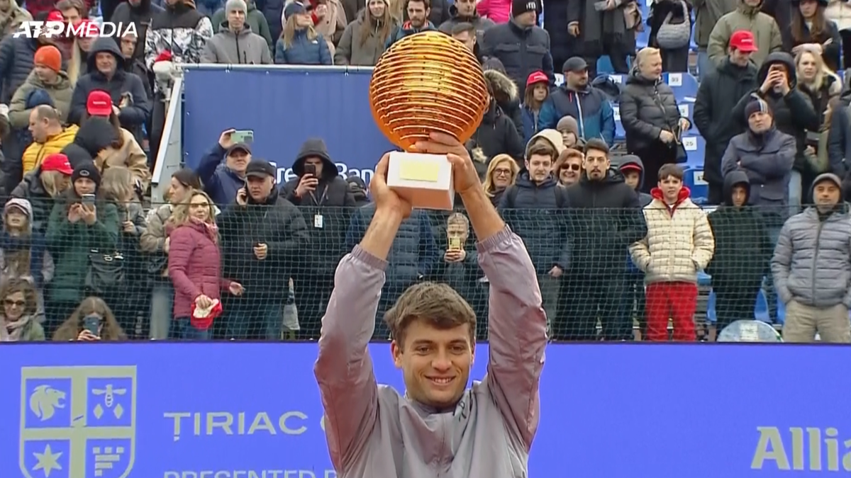 Flavio Cobolli qualificato ai quarti di finale: Davidovich Fokina ...