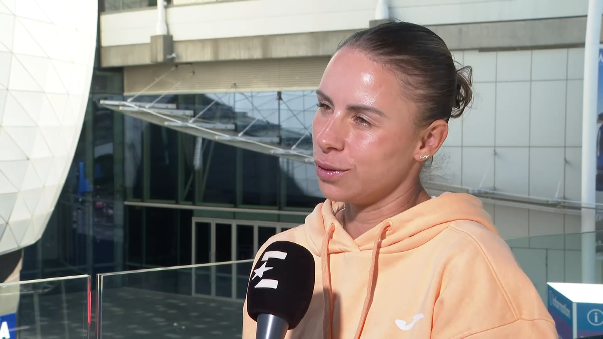 Magda Linette zagra z Emmą Navarro w pierwszej rundzie Australian Open ...