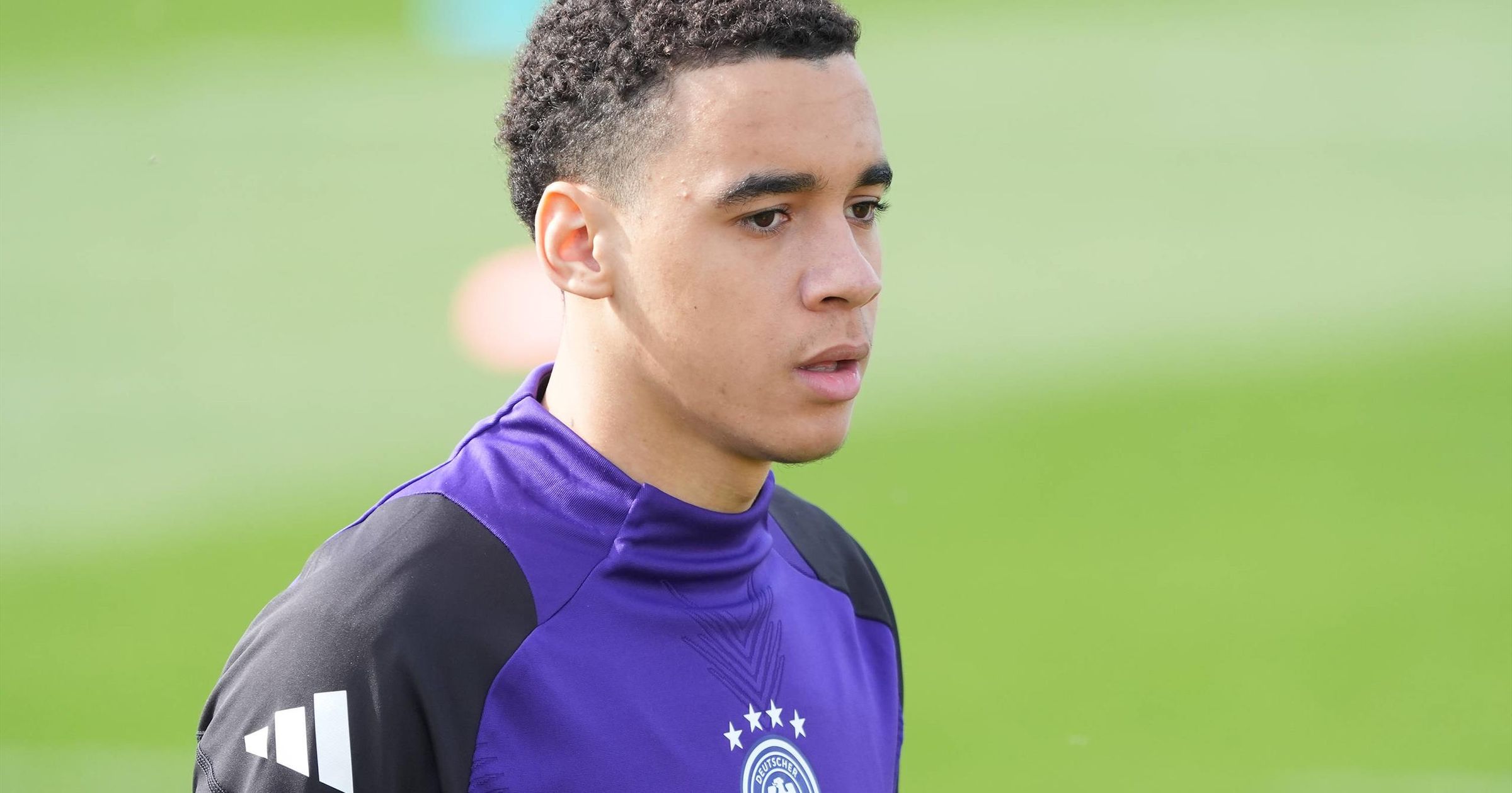 EM 2024: Jamal Musiala wird besondere Ehre zuteil: Bayern-Star trägt im ...