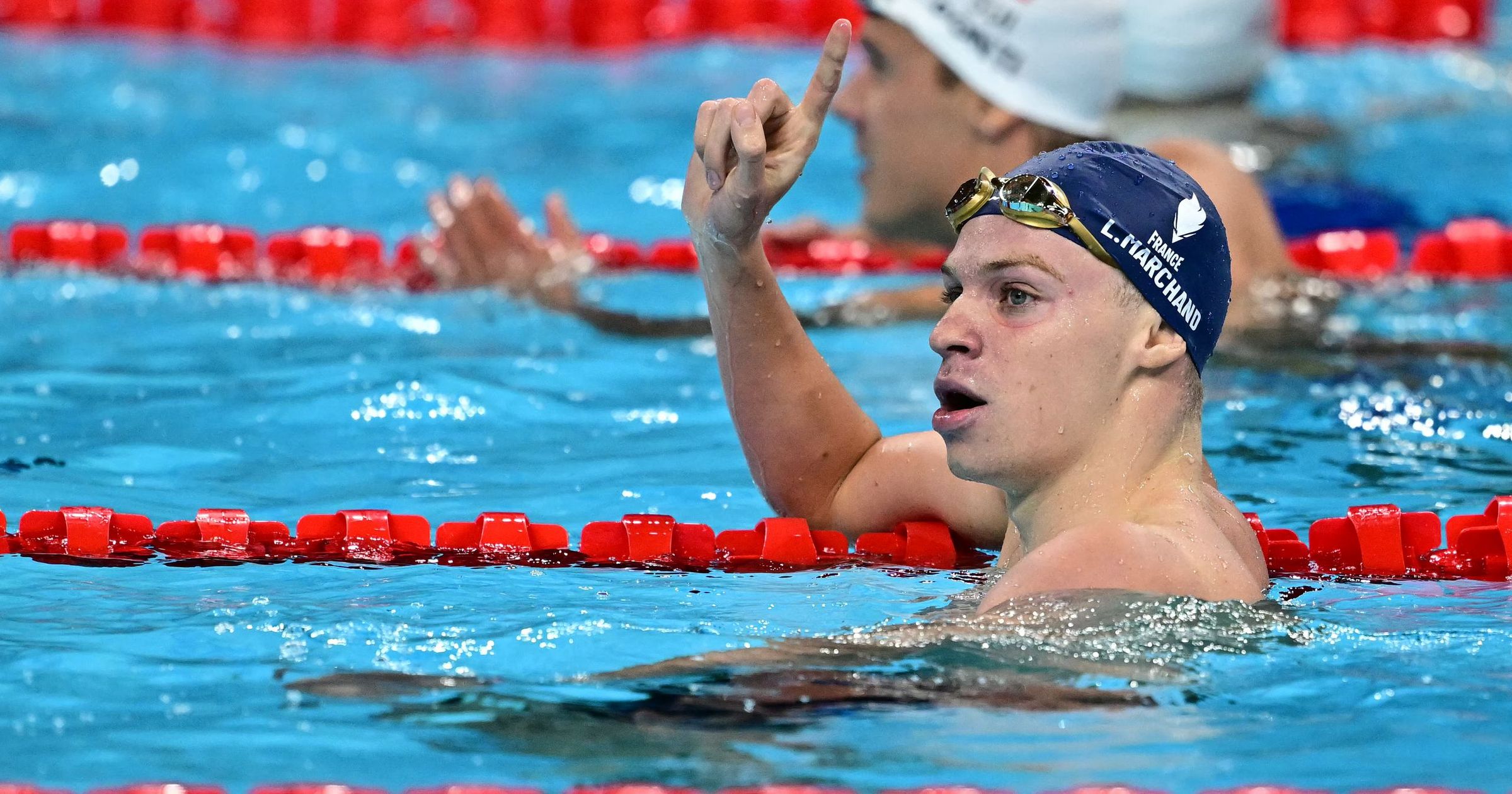 JO Paris 2024 | Léon Marchand champion olympique du 200m papillon ...
