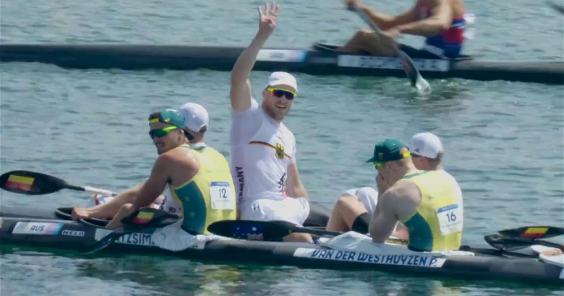 Olympia 2024 - Kanu: Deutschland holt Gold im Kajak-Vierer der Männer ...