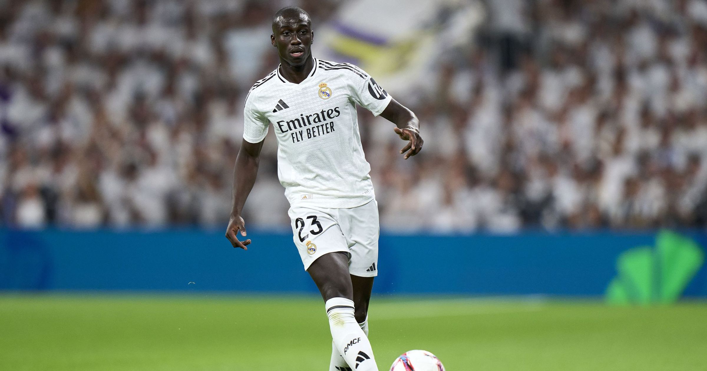 Mendy, Real, Neves, PSG, United : Les 5 infos mercato de lundi - Eurosport