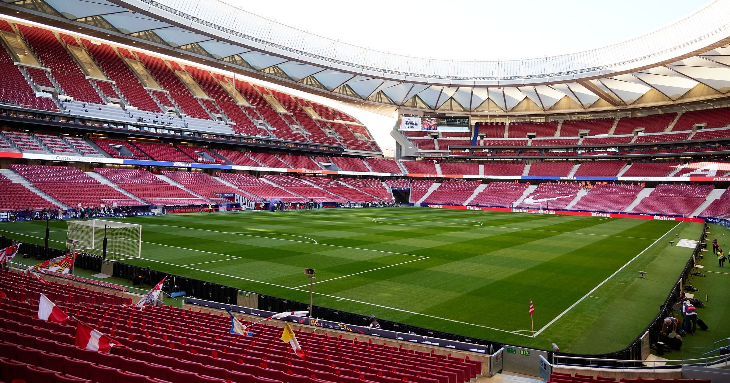 Lo stadio dell'Atletico Madrid cambia nome: ecco il Riyadh Air ...