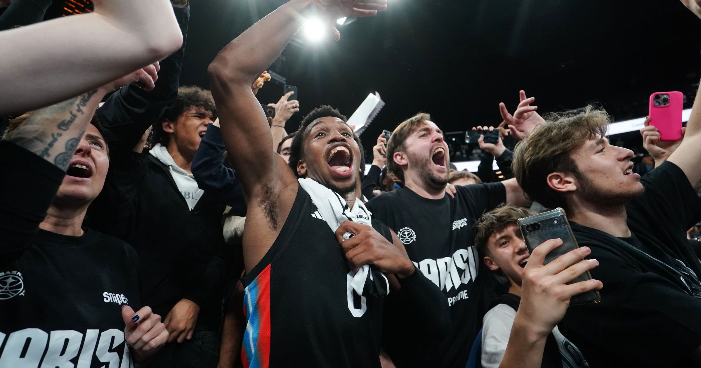 Euroleague - "Ça court sans arrêt" : Paris Basketball, la success-story ...