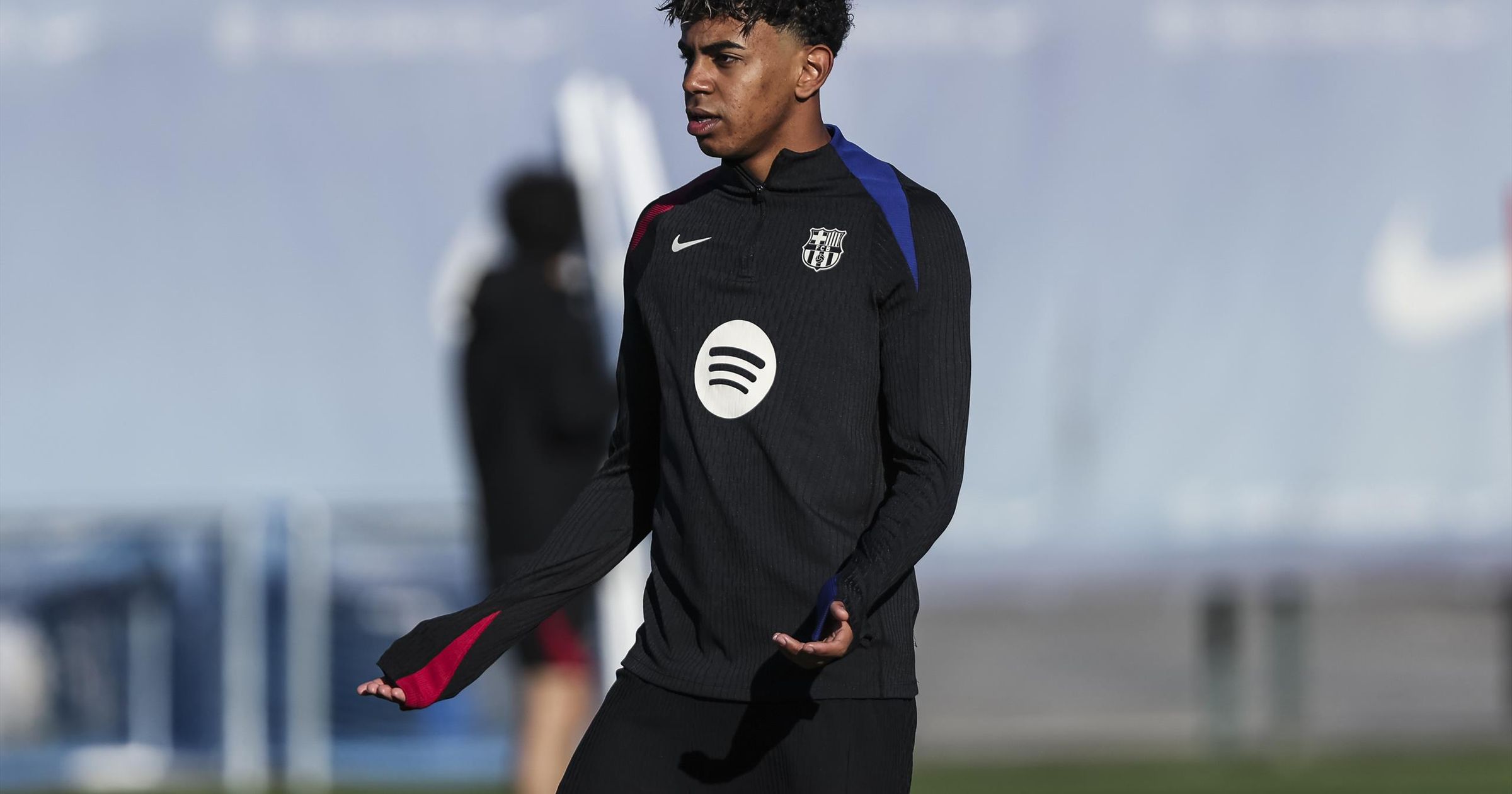 Lamine Yamal y el mensaje de Mendes, Alexander-Arnold y la canción a ...