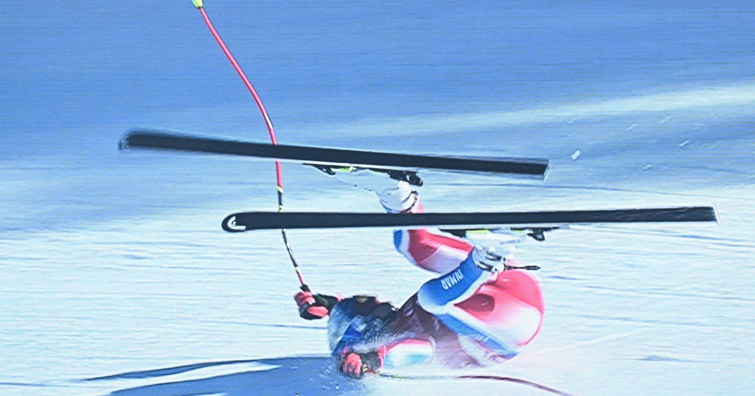 Super-G in Kitzbühel: Sorge um Alexis Pinturault nach schwerem Sturz ...