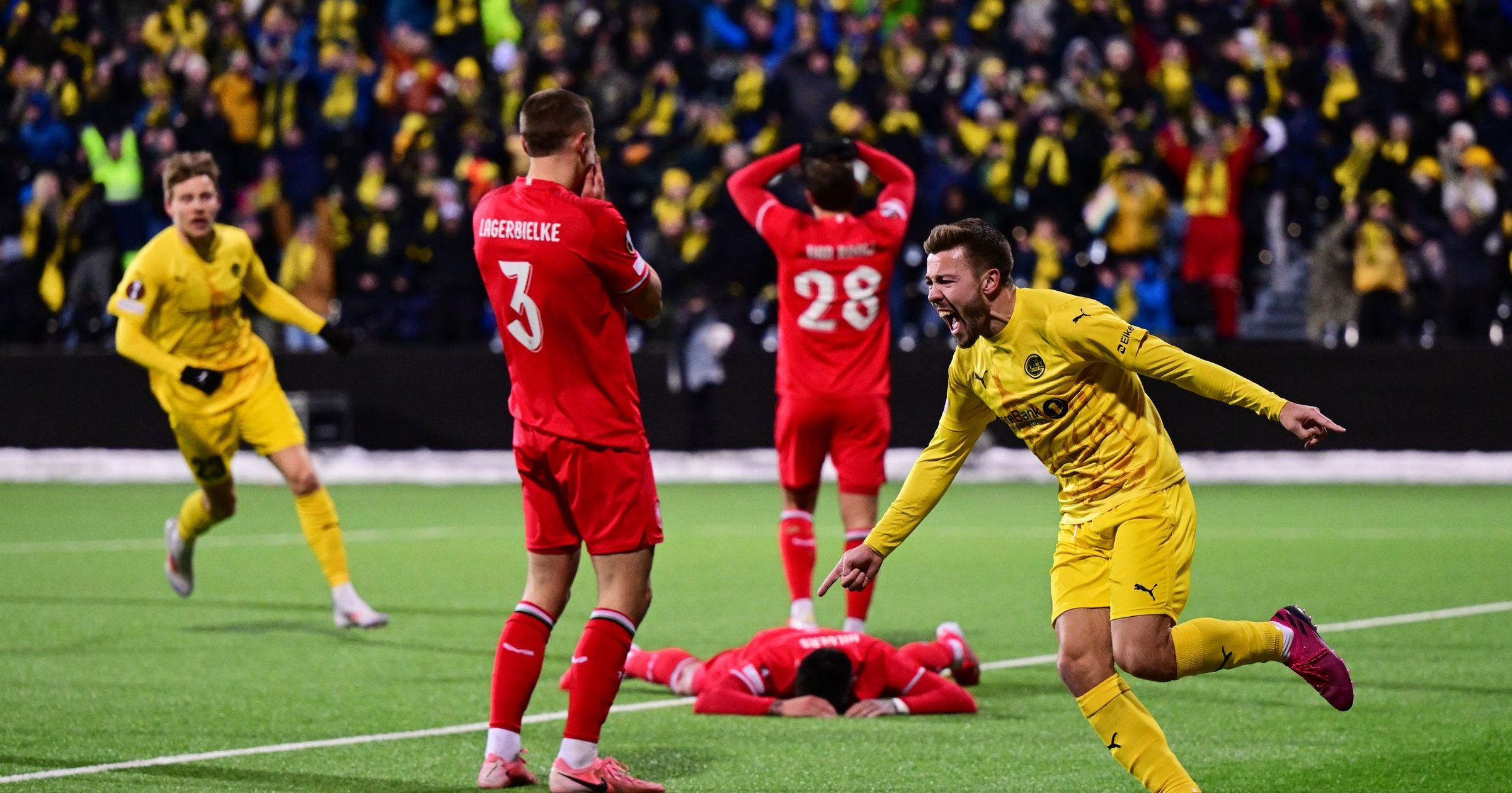 FC Twente delft na 120 minuten het onderspit tegen Bodø/Glimt en is als ...