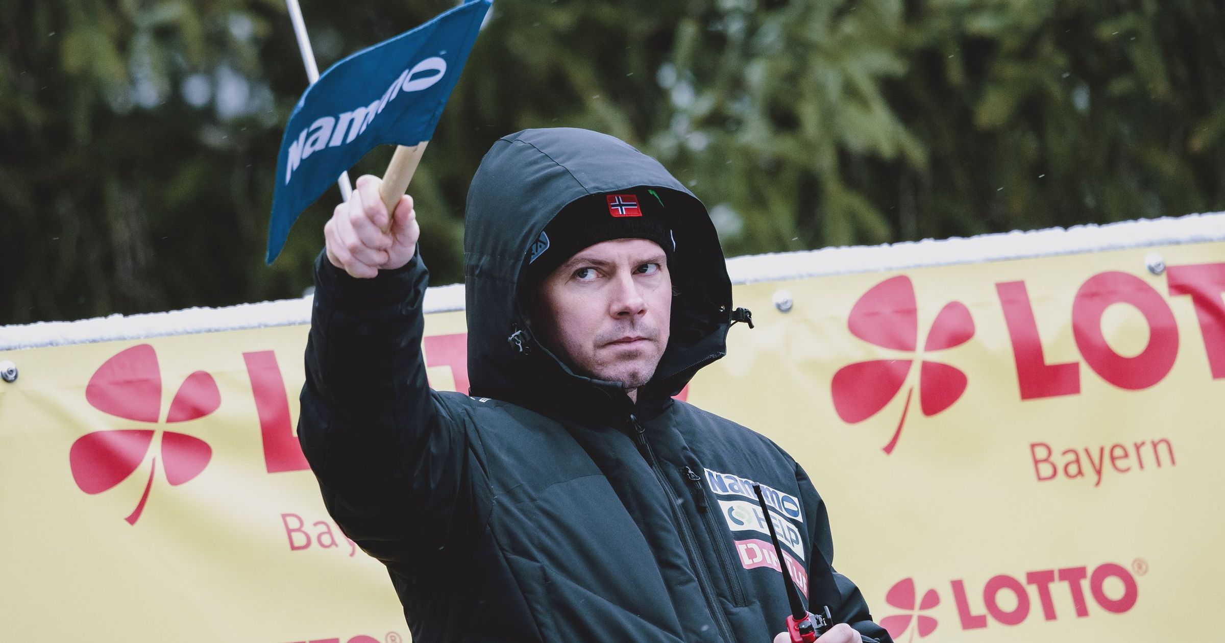 Trener reprezentacji Norwegii Magnus Brevig i szef techniczny ...