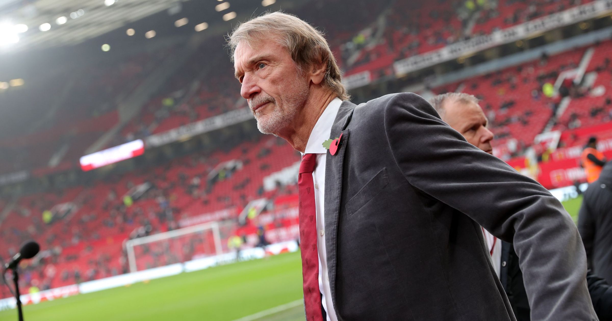 Transferts (Manchester United) - Ratcliffe pointe les joueurs "surpayés ...