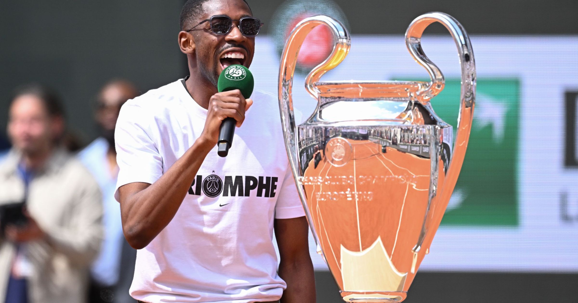 French Open 2025: PSG-Star Ousmane Démbélé zeigt den Tennisfans in ...