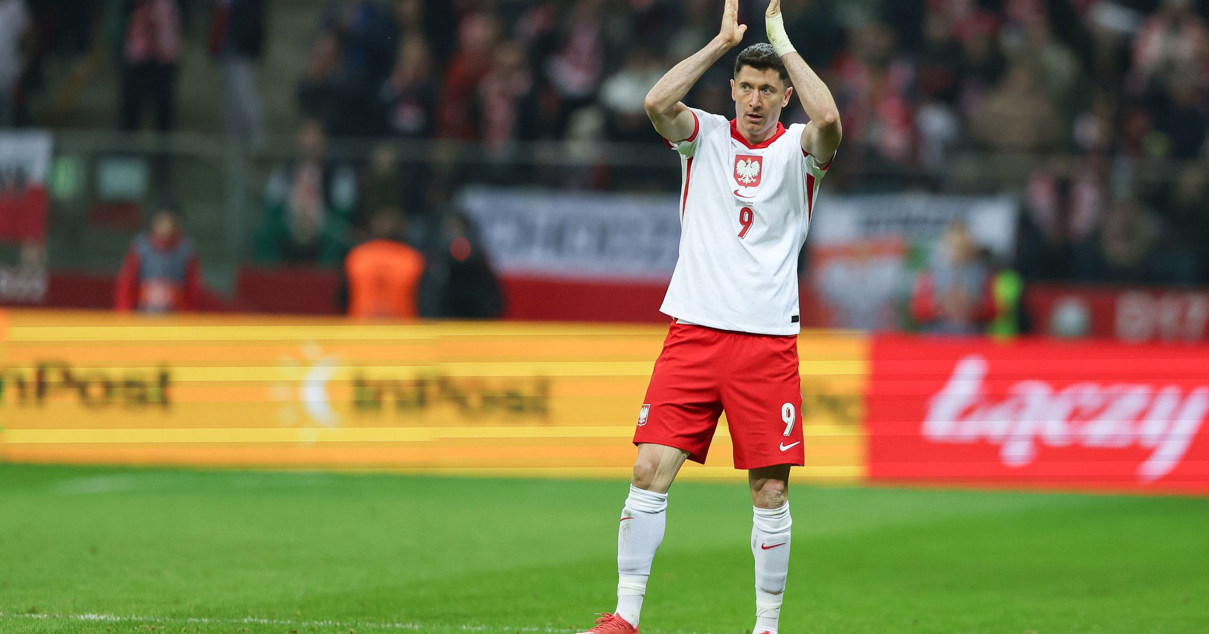 Robert Lewandowski tritt vorläufig aus polnischem Nationalteam zu ...