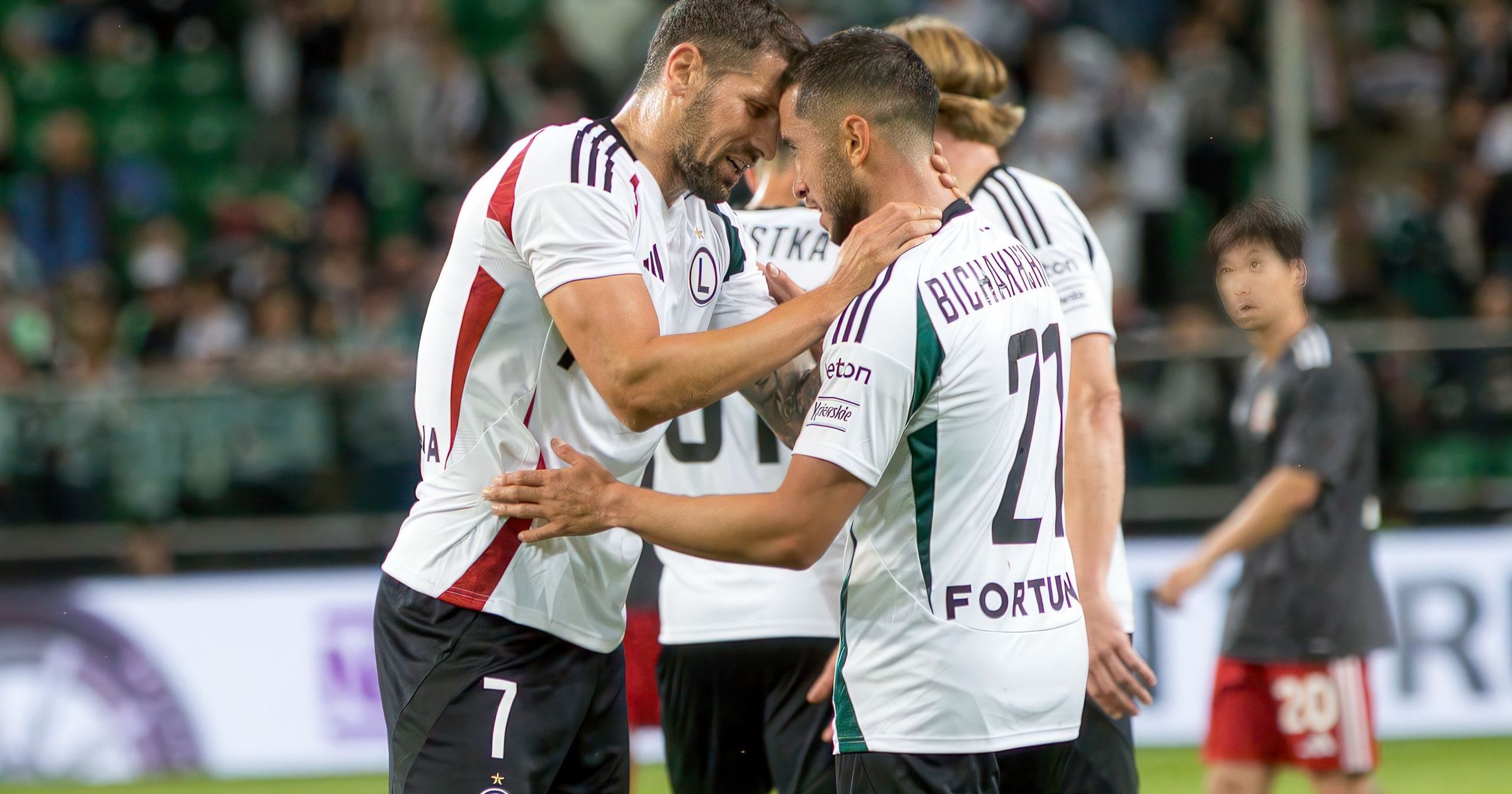 Liga Europy 2025/26. Legia Warszawa zwyciężyła 1:0 z kazachskim FK ...