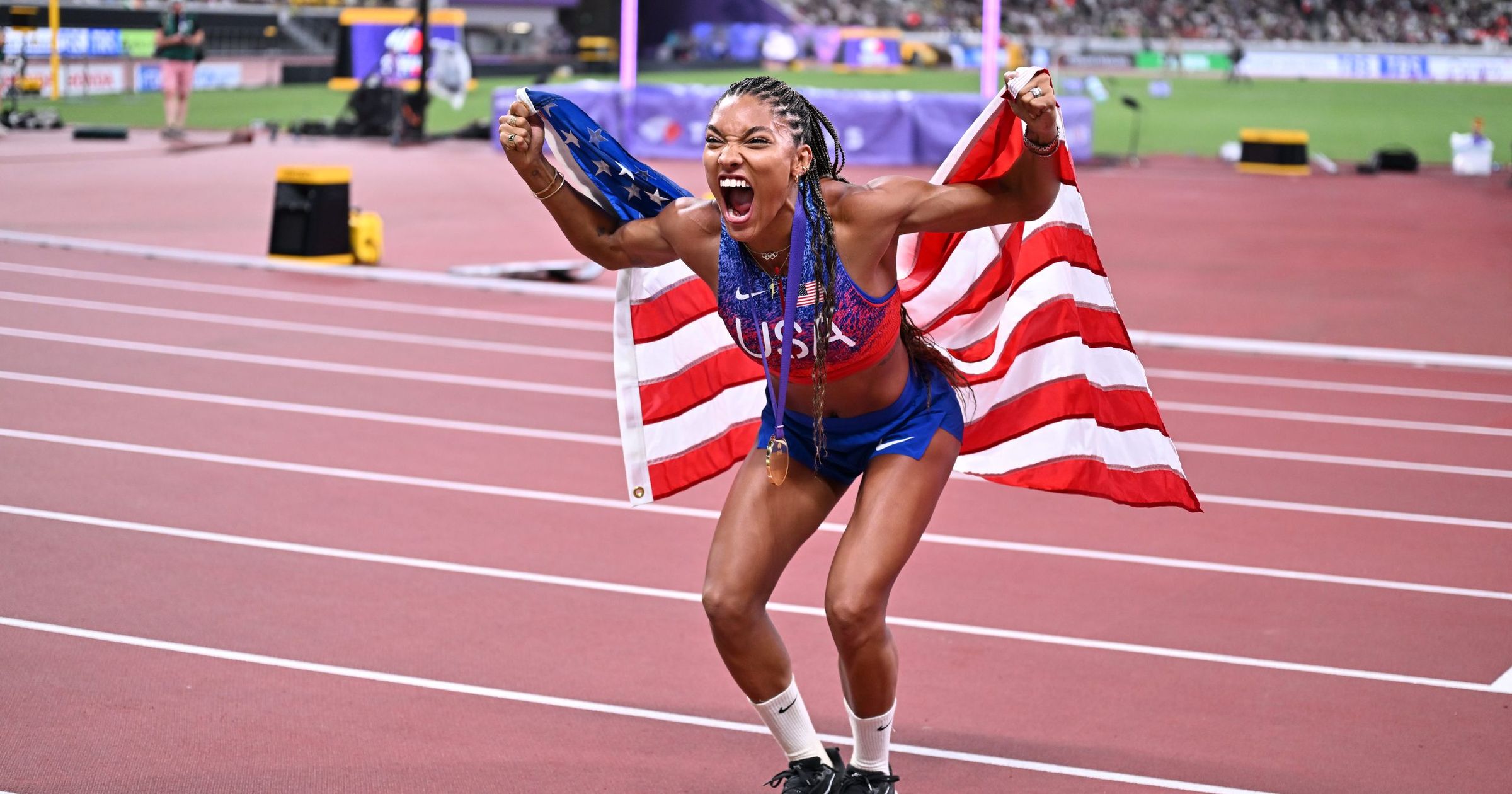 Tara Davis-Woodhall, campioană mondială la săritura în lungime la Tokyo ...