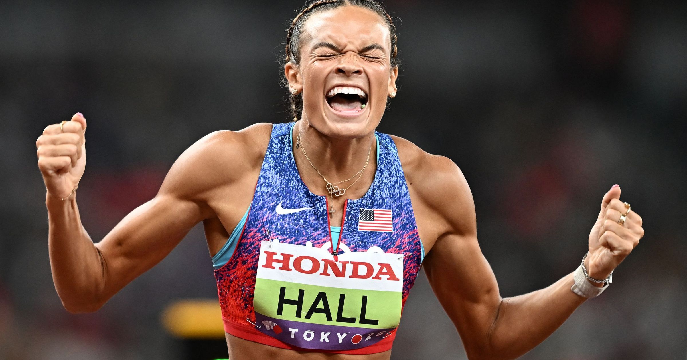 Anna Hall wint na brons en zilver goud op zevenkamp – Sofie Dokter ...