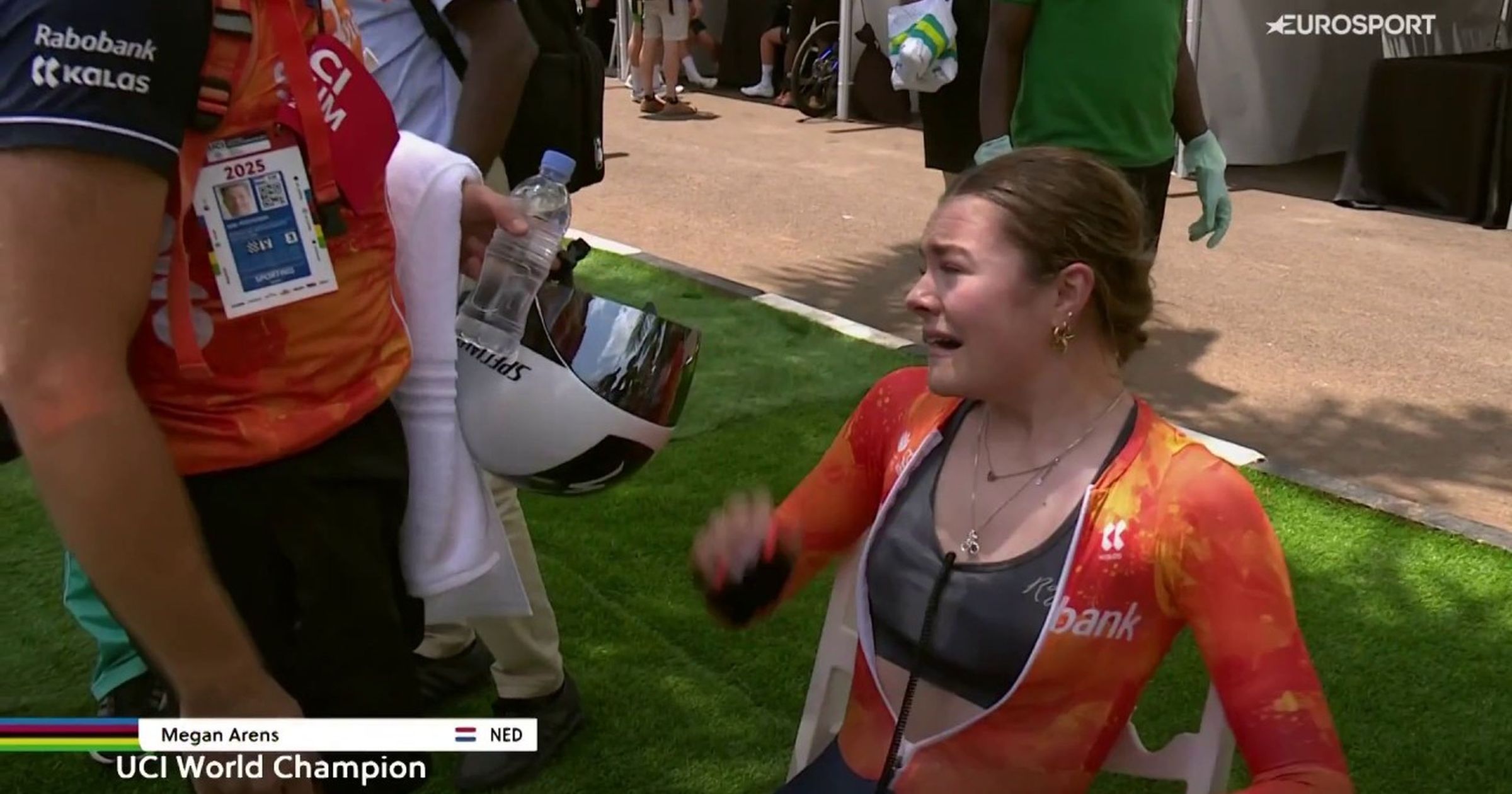 Megan Arens kroont zich tot wereldkampioen tijdrijden in Rwanda ...