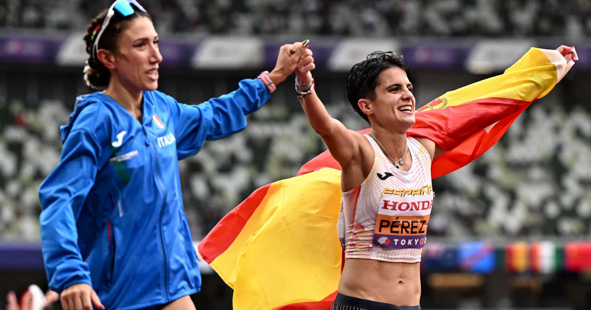 La deportividad extrema de María Pérez con Antonella Palmisano, máxima ...