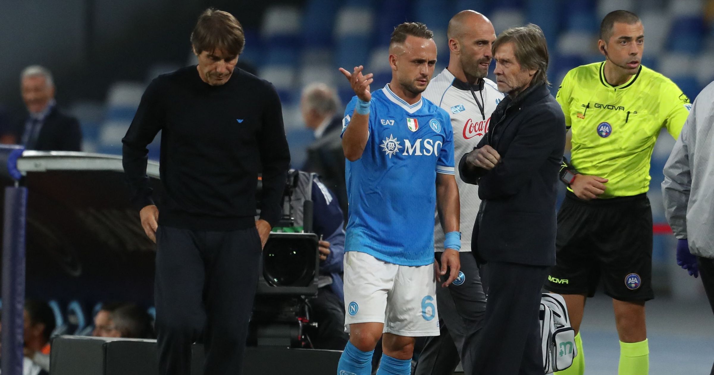 Antonio Conte perde un altro giocatore: stiramento muscolare per ...