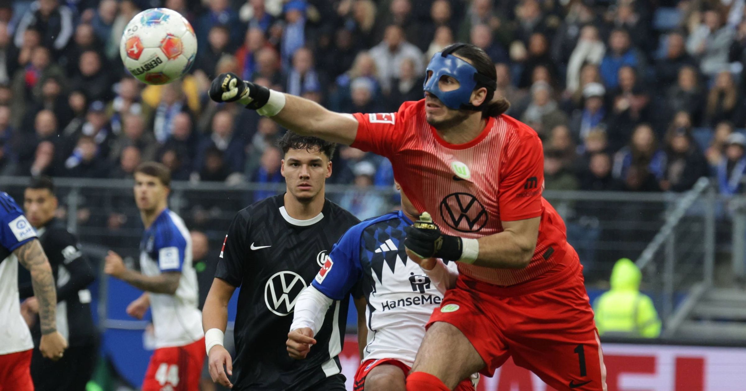 Świetny Kamil Grabara. Polski bramkarz bohaterem VfL Wolfsburg w meczu ...