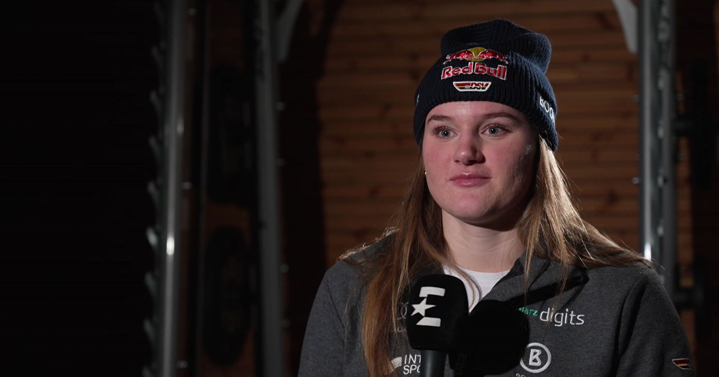 Emma Aicher im Interview nach Platz drei im Slalom von Levi: "Das kam ...