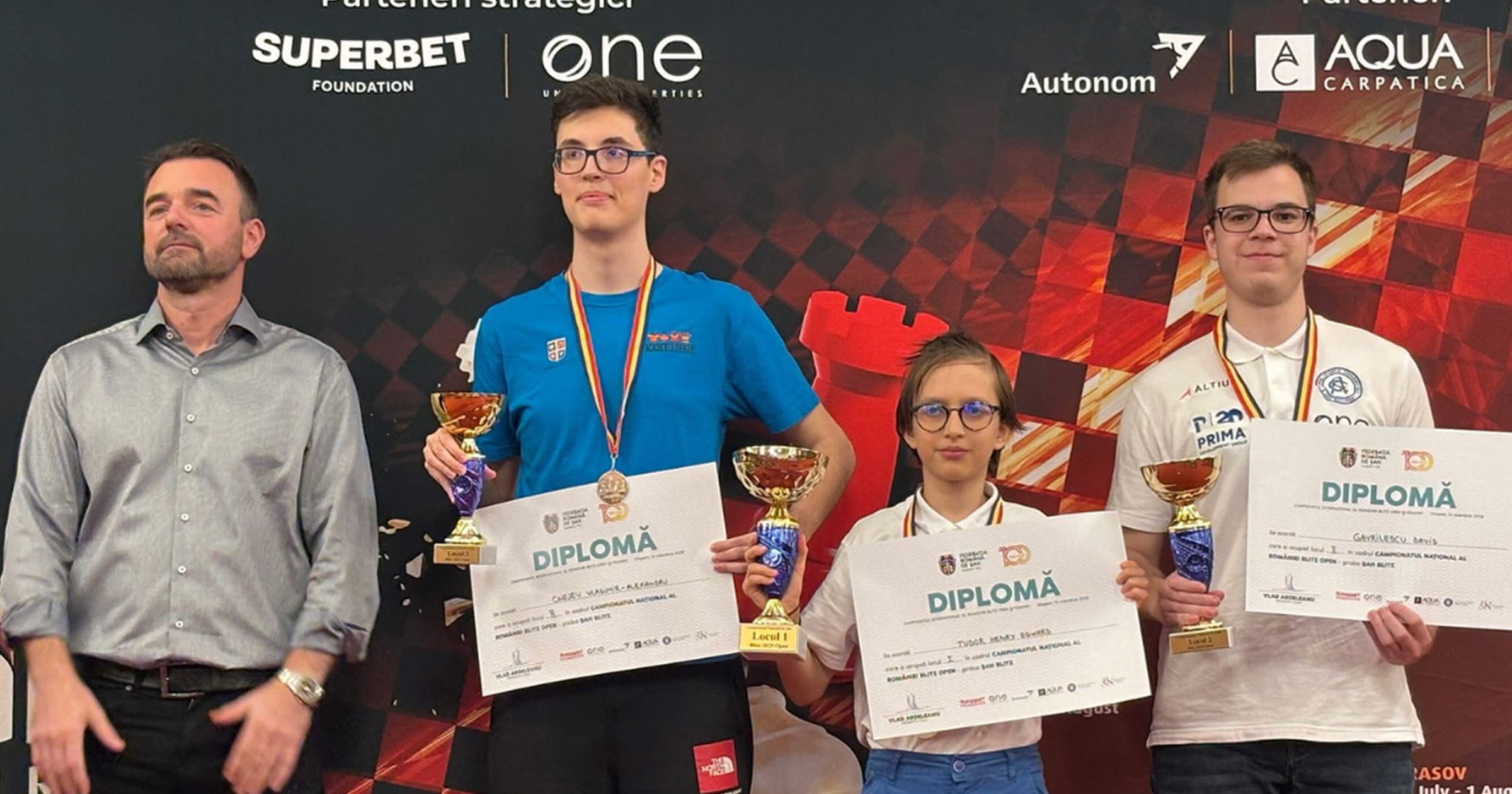 La 14 ani, Henry-Edward Tudor este campion național de seniori la șah ...