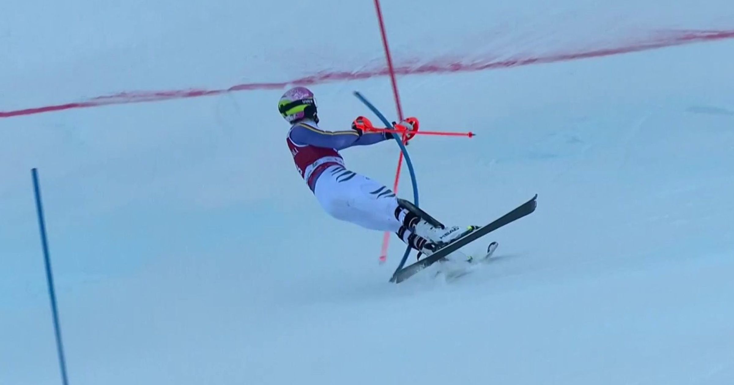 Linus Straßer rettet sich nach Fahrfehler akrobatisch ins Ziel - großer ...