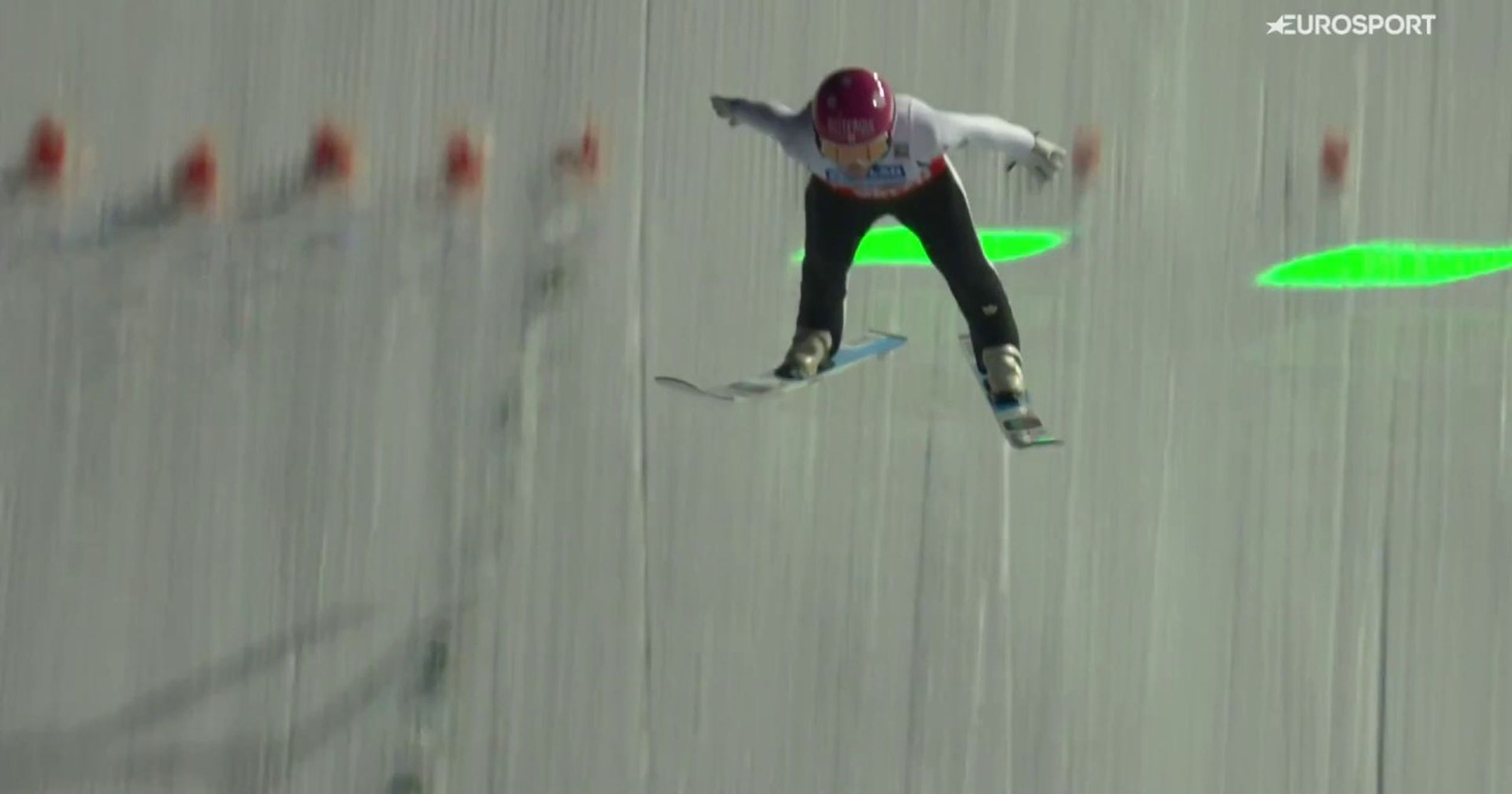 Magia di Abigail Strate al Two Nights Tour di Oberstdorf: il salto che ...