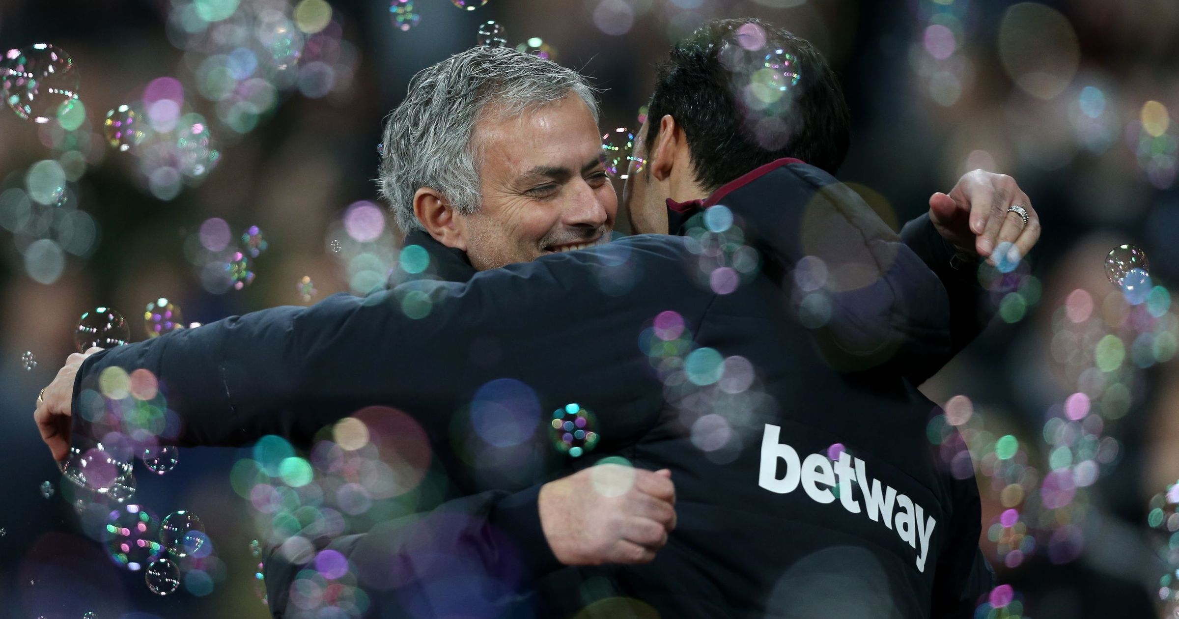 "J'ai hâte de lui faire un gros câlin" : Mourinho et Arbeloa décrivent ...