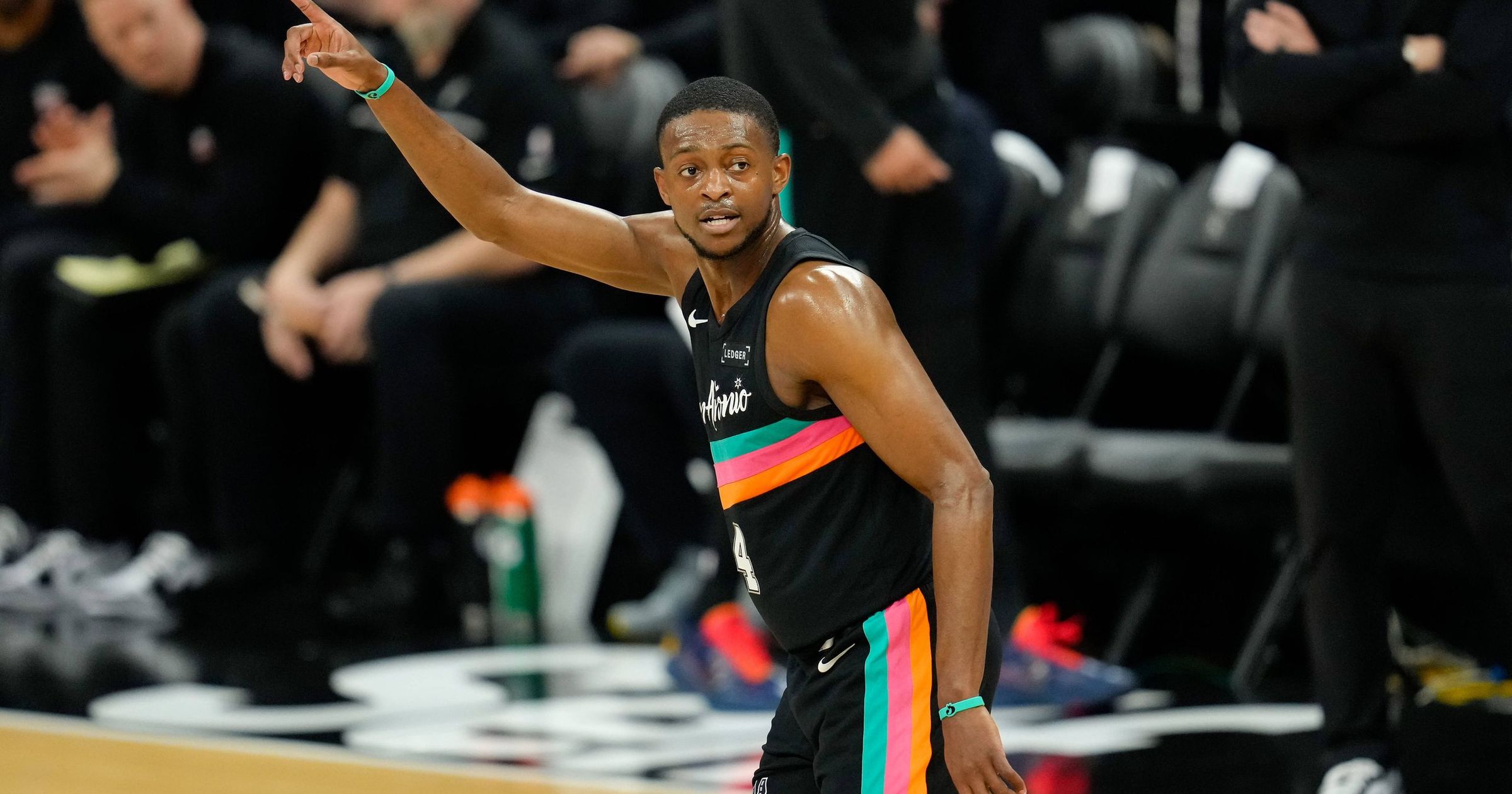 Doar trei echipe pot câștiga titlul în NBA, conform regulii lui Phil ...