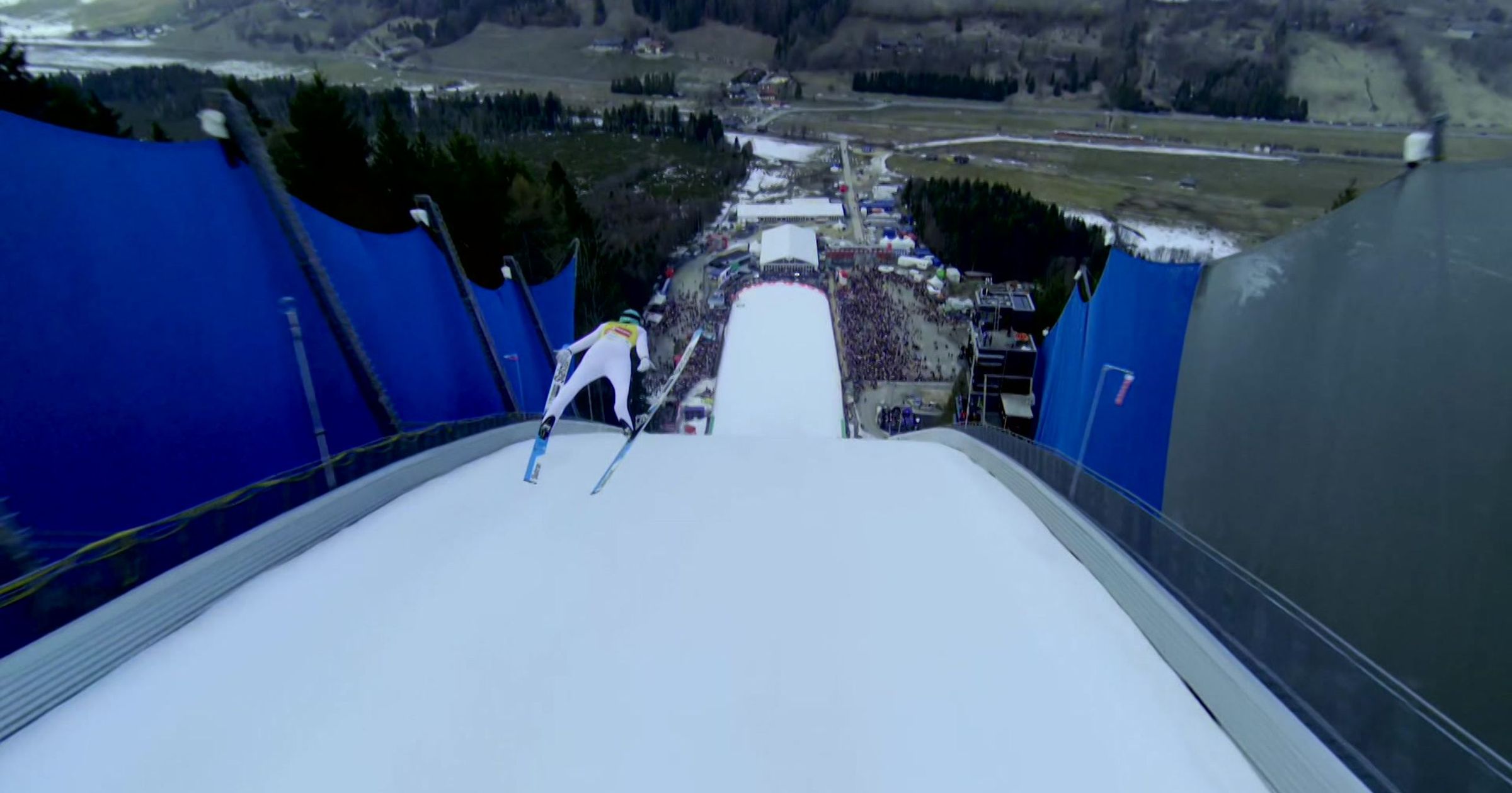 Domen Prevc, salto folle! Record del trampolino tolto al fratello Peter ...